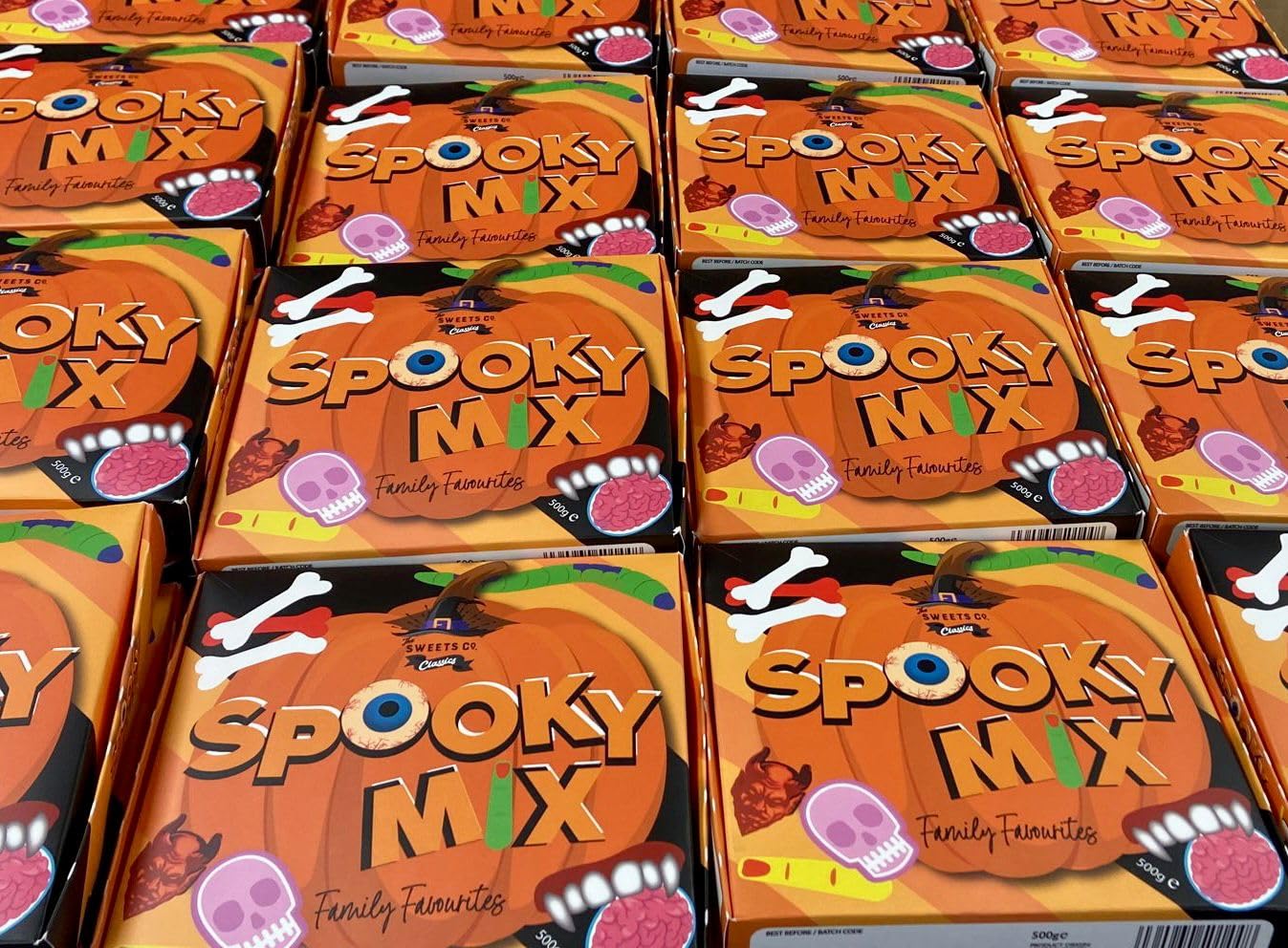 Halloween Spooky Sweet Mix - 500g Box of Gummy Spiders Jelly Bones ...