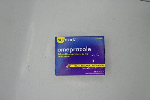 Sunmark Omeprazole Tablets 28 ct - Fast-acting Heartburn Relief