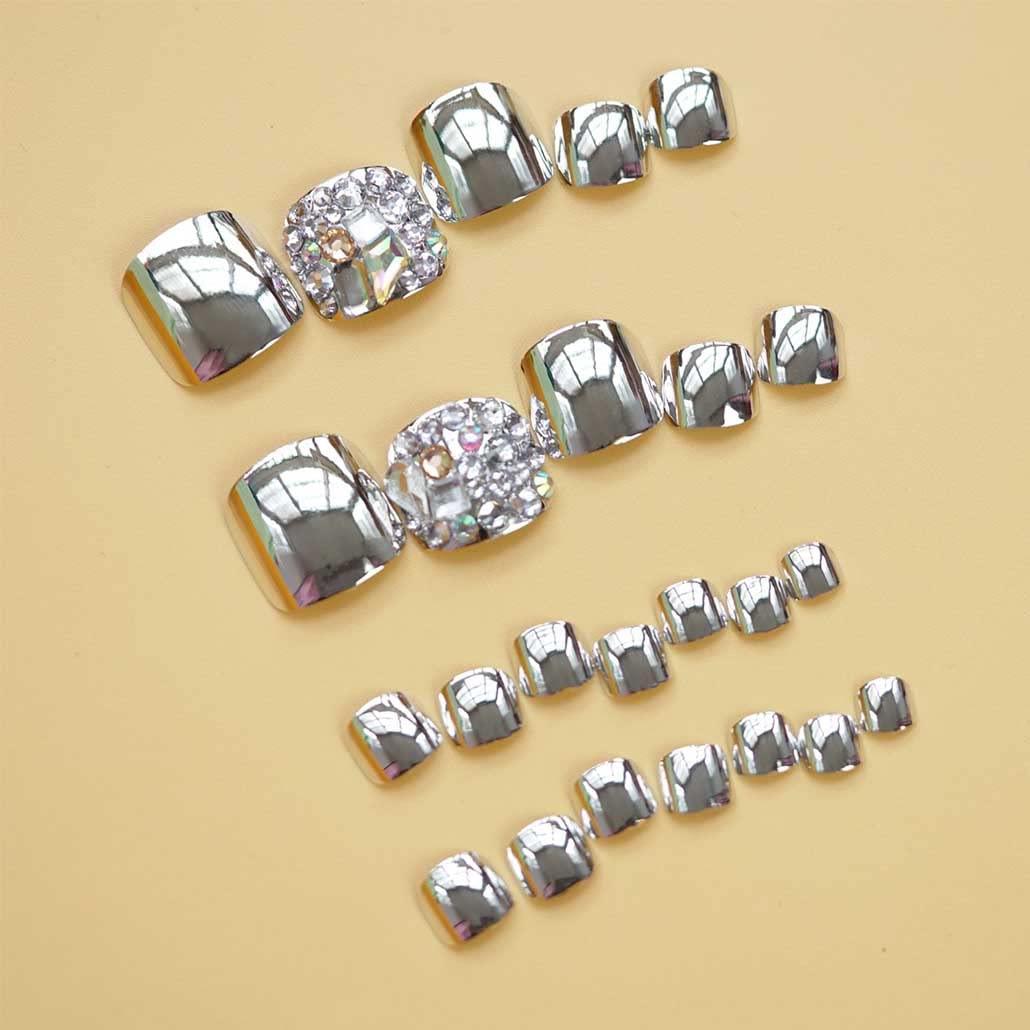 Foccna Glitter Silver Fake Toenails - 24pcs Luxury Rhinestone Press On ...