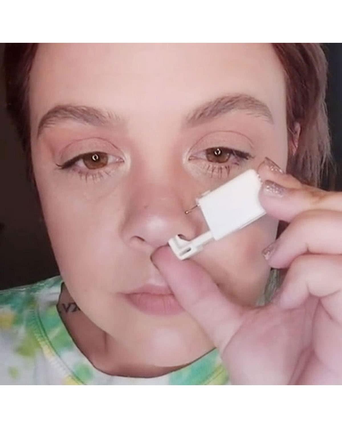 SLVIEKAE Nose Pierce Kit - Disposable Safe Piercing Gun with 24 Nose ...