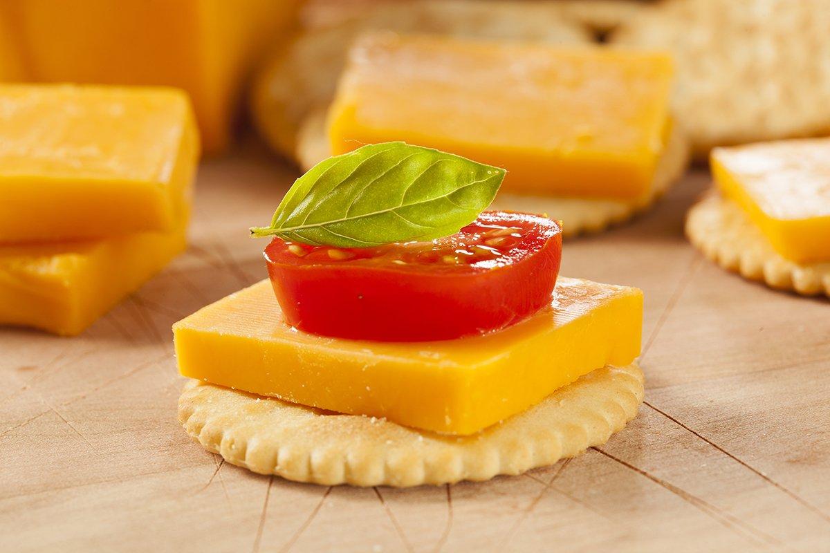 6 (4oz.) Wisconsin Cheddar Cheese Blocks for Gift Baskets | Great with ...