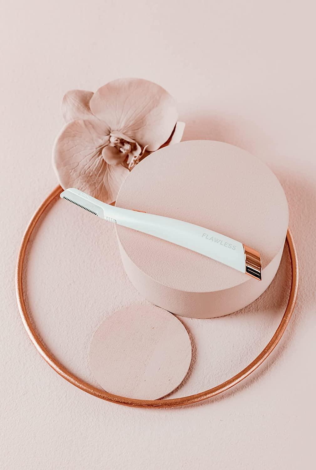 Finishing Touch Flawless Dermaplane Glo Lighted Facial Exfoliator ...