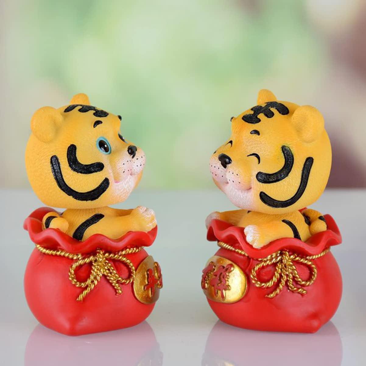 FOMIYES 7 Pcs Year of The Tiger Bobble Head Ornament Lip Gloss Office ...