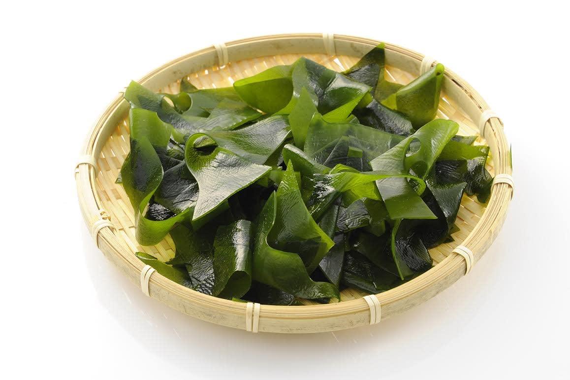 Japanese Dried Seaweed Cut Wakame (3.5 oz) Gold Grade - Bankon Co. LTD ...