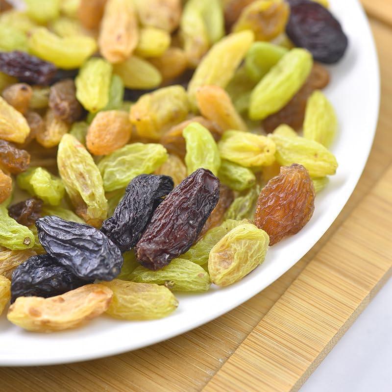 3 types of colored Dried grapes raisins 500g/can dry black currant ...