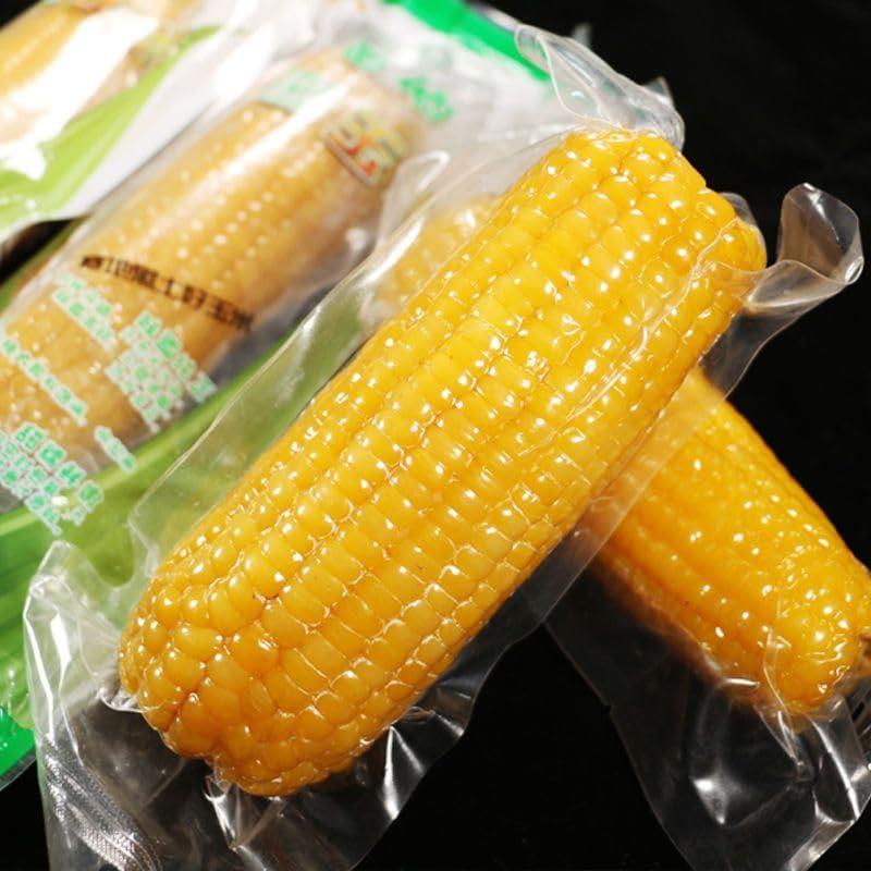 Delicious yellow glutinous corn stick sweet corn fresh corn vegetable ...