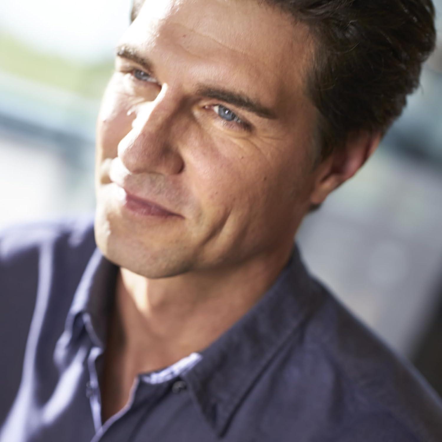 Philips S5585/30 Series 5000 Men's Electric Shaver - Blue | Dry & Wet ...