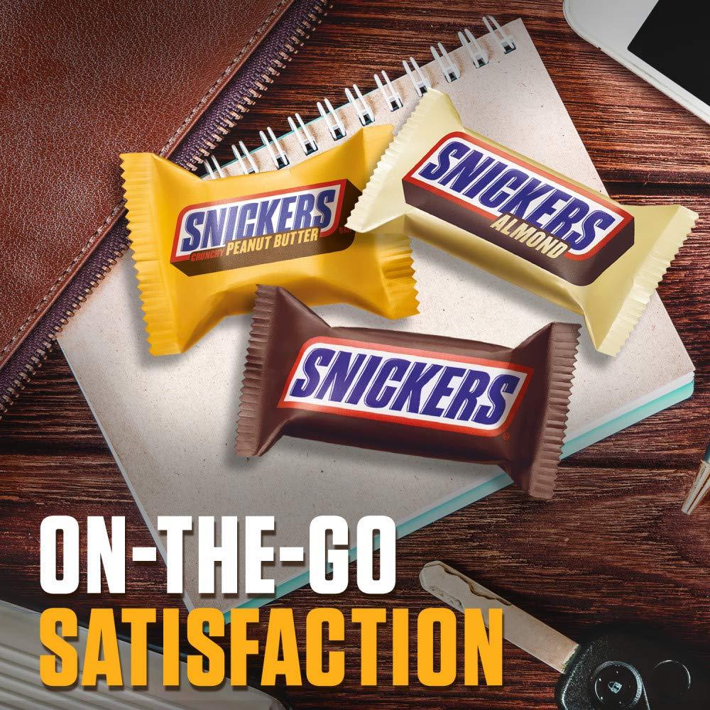 SNICKERS Variety Mix Fun Size Chocolate Candy Bars 32.68-Ounce Bag ...