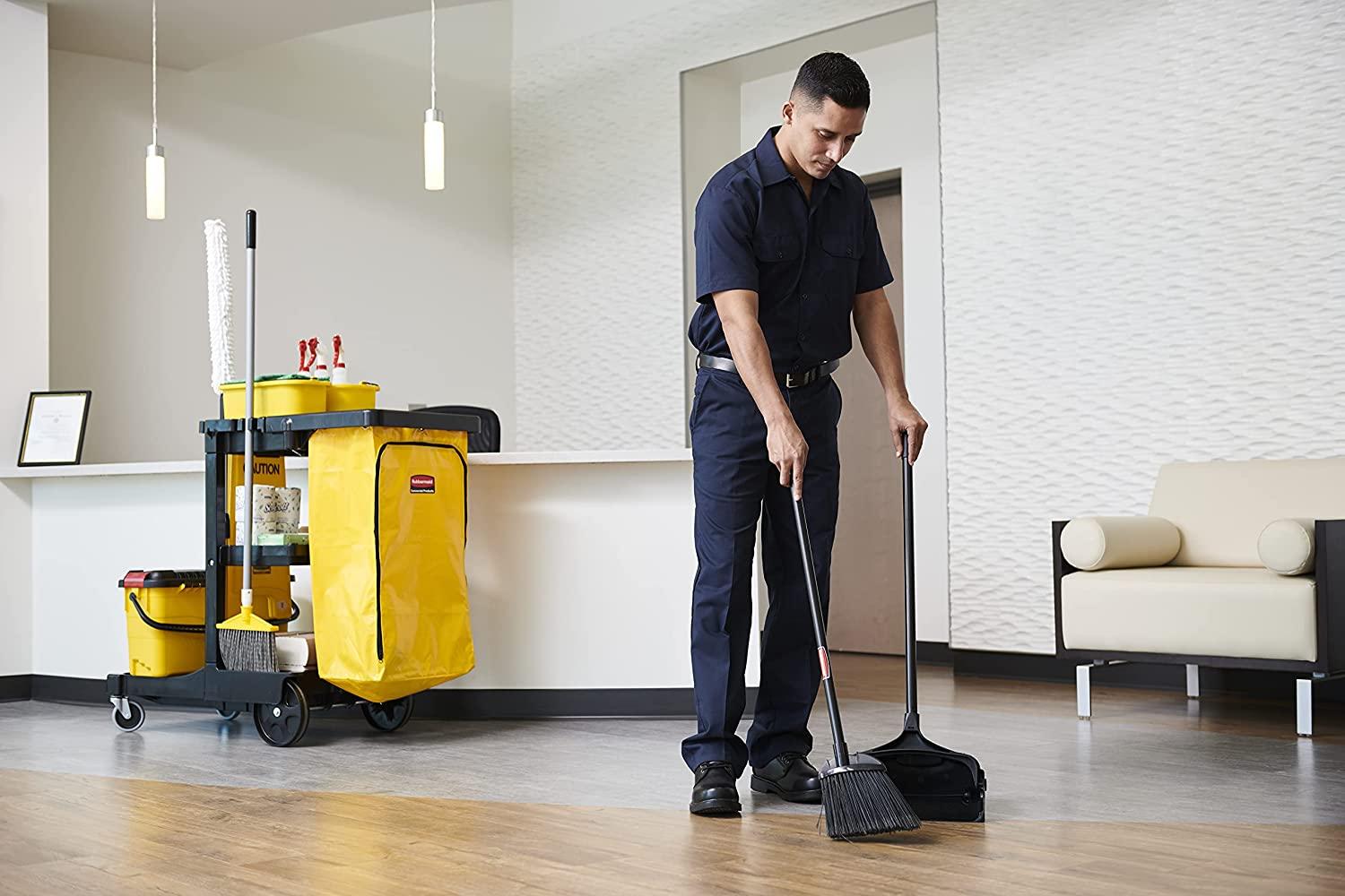 Rubbermaid Commercial Lobby Pro Dustpan with Long Handle - Black ...