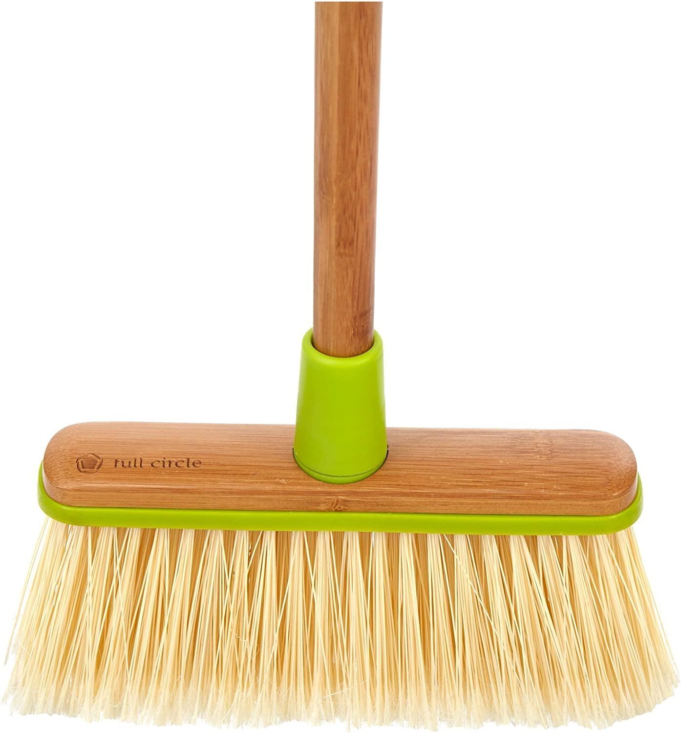 SOMA Circle Clean Sweep Broom - Eco-Friendly Home Cleaning Tool - Green ...