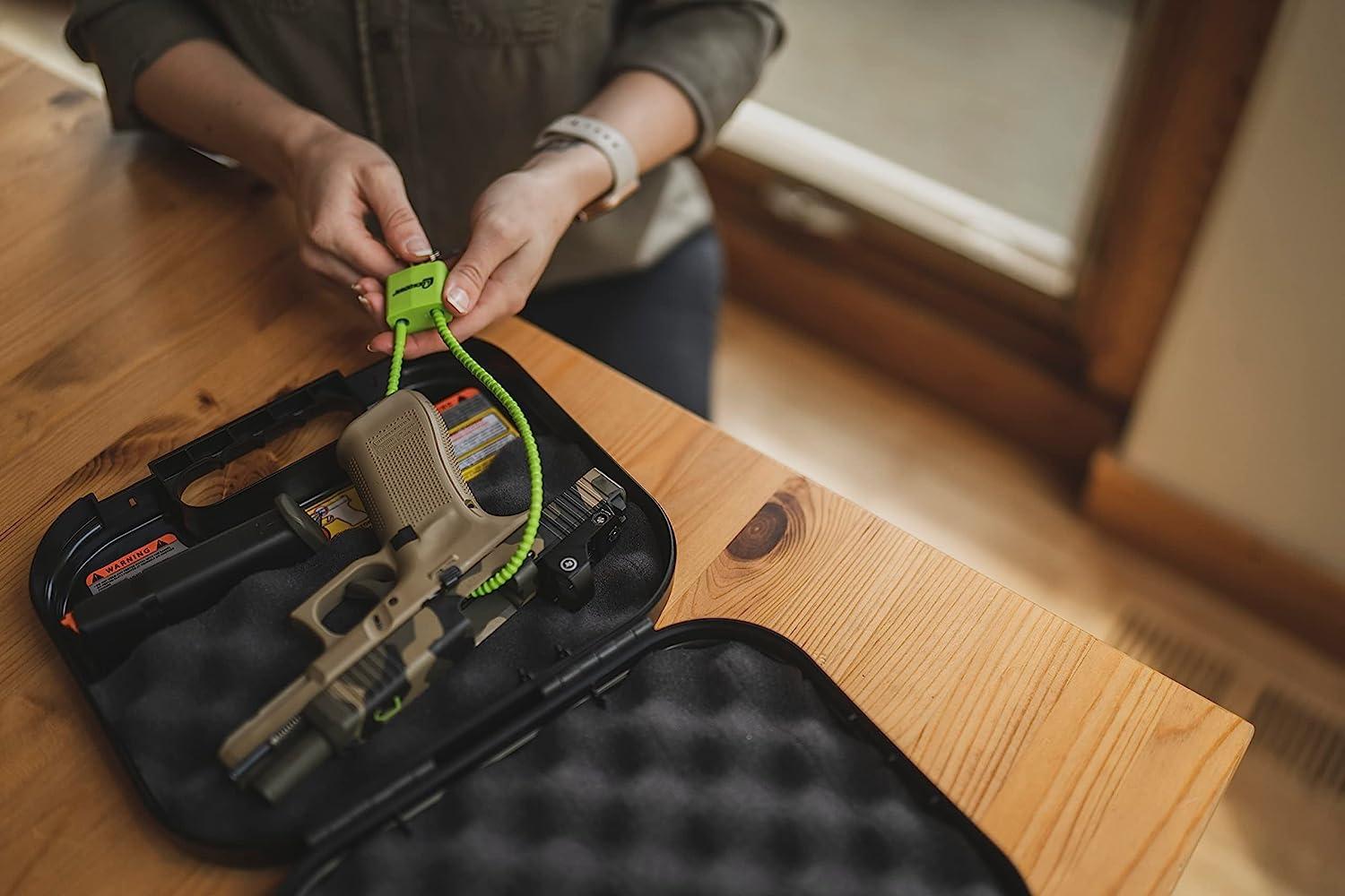 15 Inch Cable Gun Lock with Non-Marring Design and Keyed Padlock ...