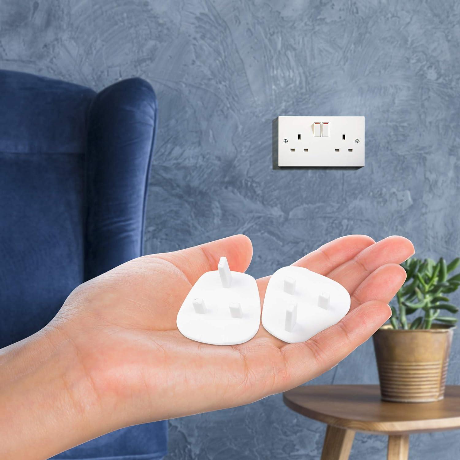 Chuckle - 40 Easy to Install Baby Safety Plug Socket Covers/Guards