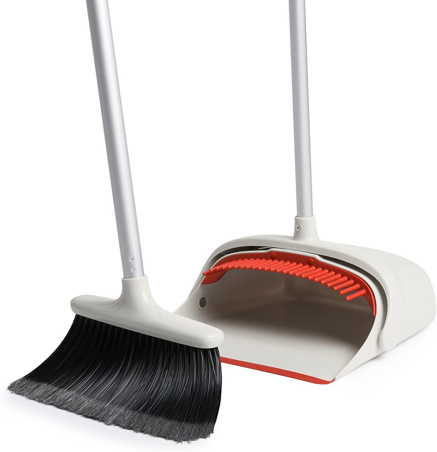 OXO Good Grips Large Sweep Set with Extendable Broom - Efficient ...
