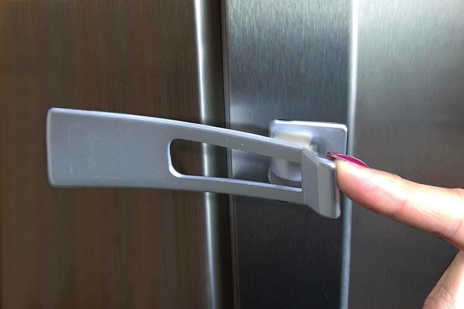 Dreambaby Refrigerator Latch, Silver