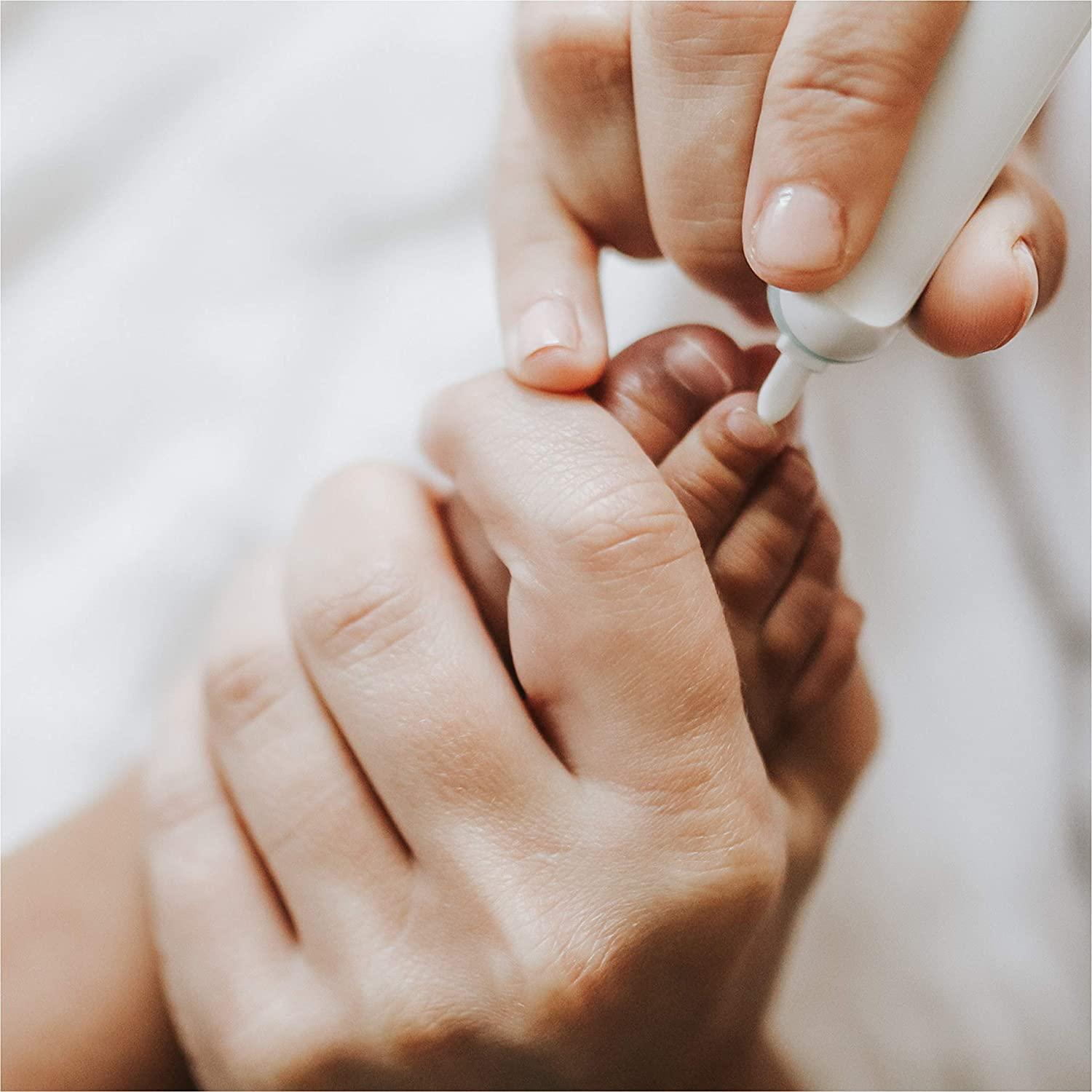 FridaBaby 3-in-1 Nose, Nail & Ear Picker - Safely Clean Baby's Boogers ...