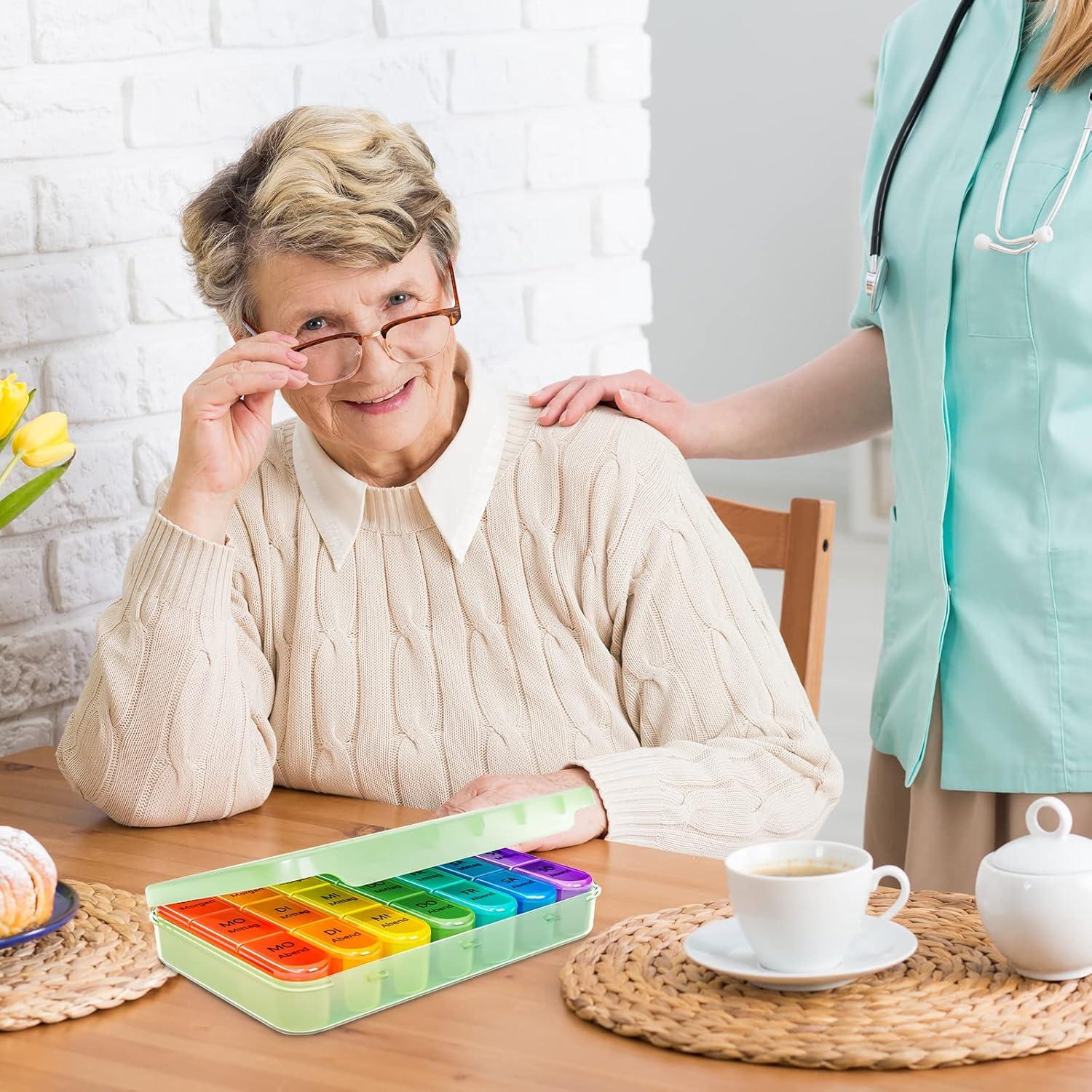 Buy German 7-Day Pillbox with 21 Compartments - Green Medication ...