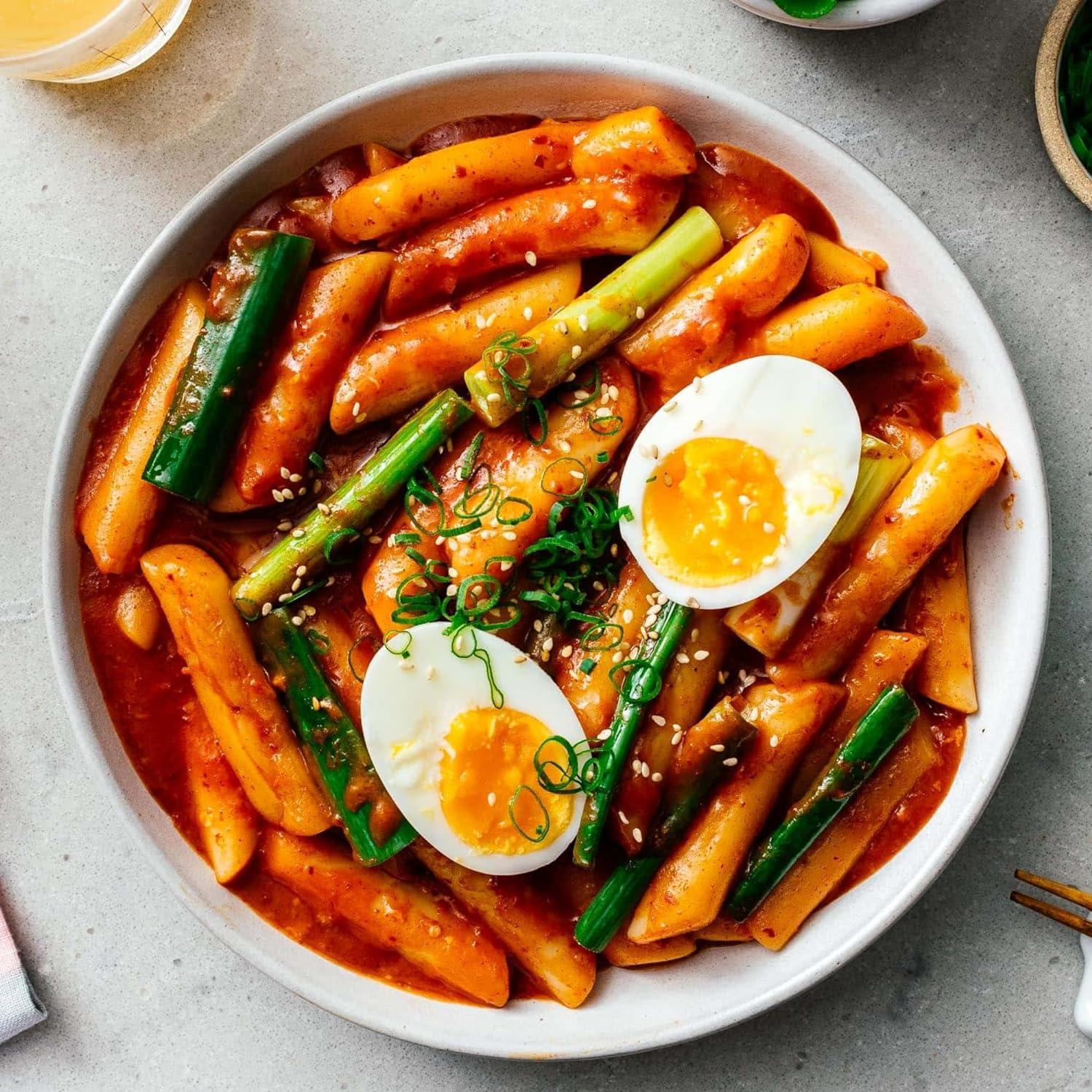 CJ Korean Tteokbokki Rice Cake 360g - Sweet & Spicy Sauce | Authentic Korean Flavor | Buy Now ...