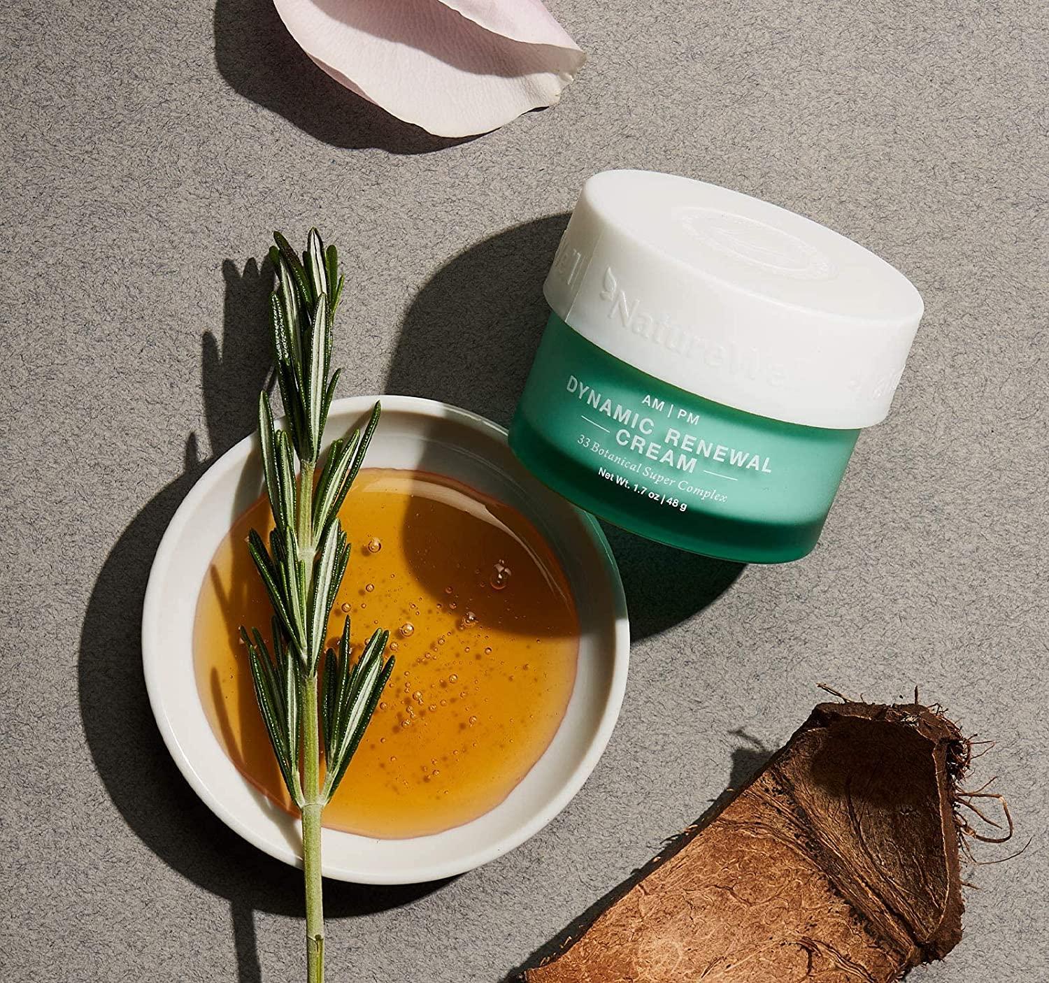 NATUREWELL Day and Night Renewal Cream - Hydrating & Radiance-Boosting ...