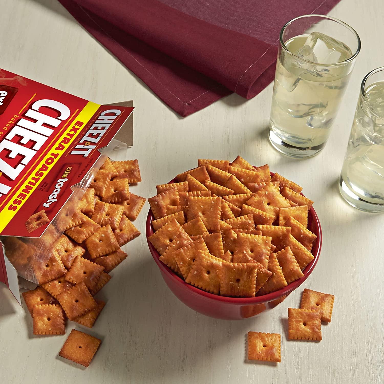Cheez-It Extra Toasty Cheese Crackers 21oz - Perfect Office and Kids ...
