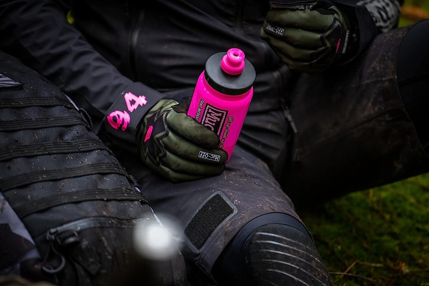 Muc-Off Elite Fly Pink Water Bottle 550ml - Lightweight BPA-Free Sports Bottle with Ergonomic ...