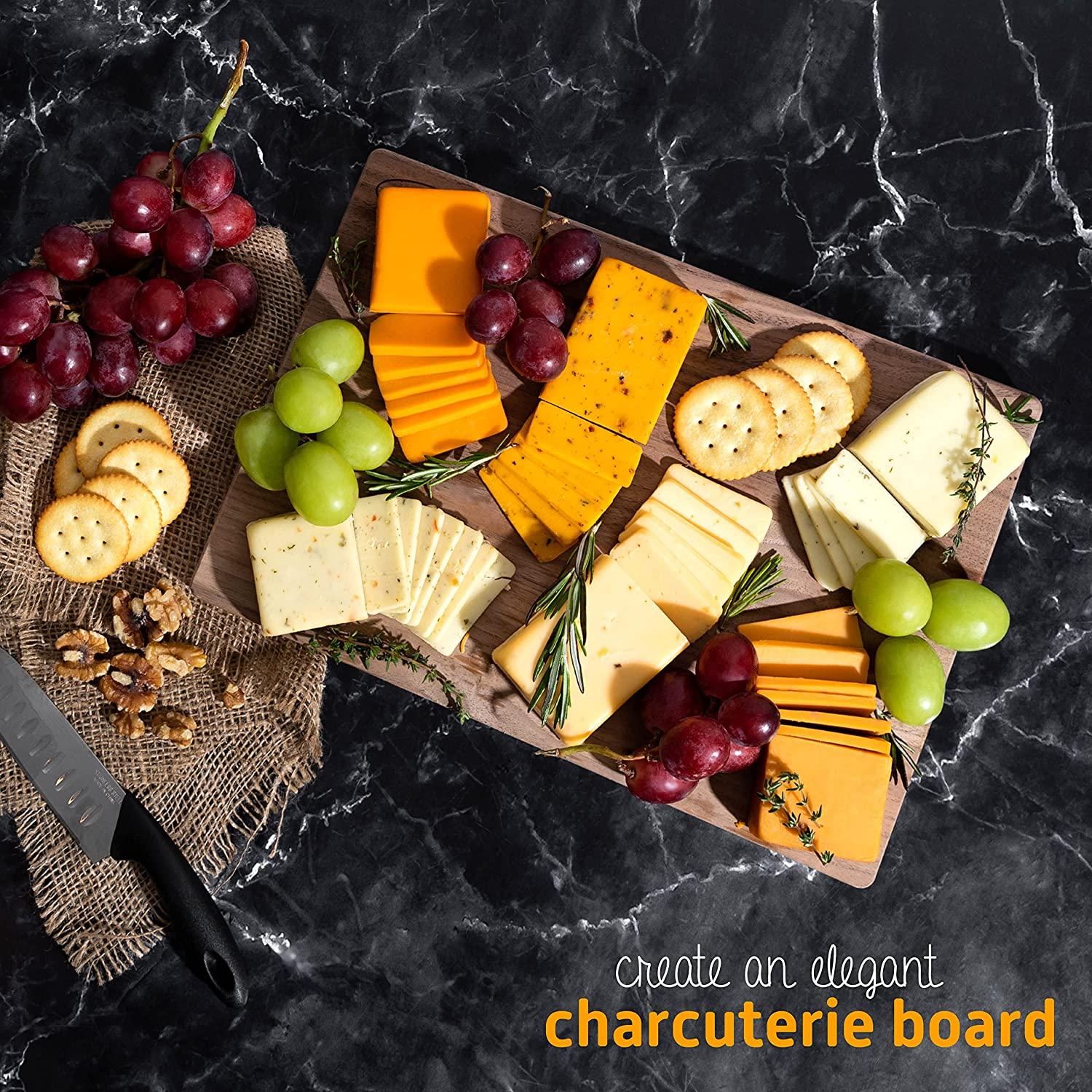 HunkaChunka Wisconsin Cheese Gift Basket Includes 6 Cheddar Cheese ...