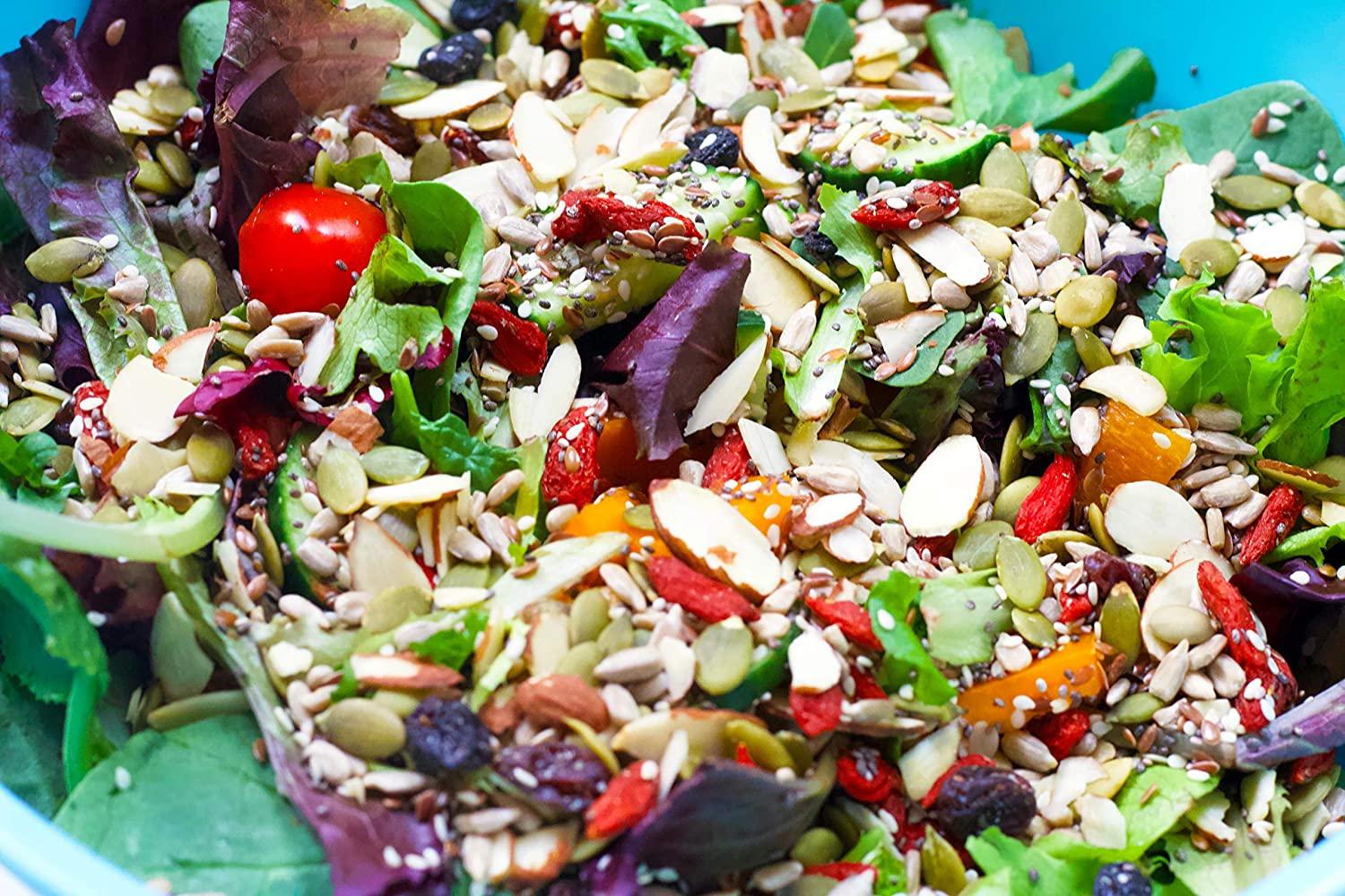 Raw Superfoods Salad Topper - Goji Berries, Almonds, Chia, Flax ...