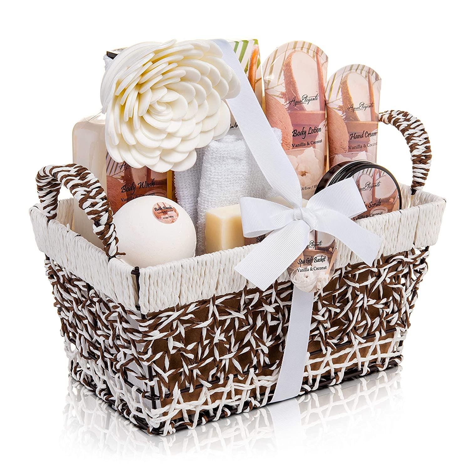 Luxury Spa Basket for Women - Coconut & Vanilla Bath Set with 13-Piece ...
