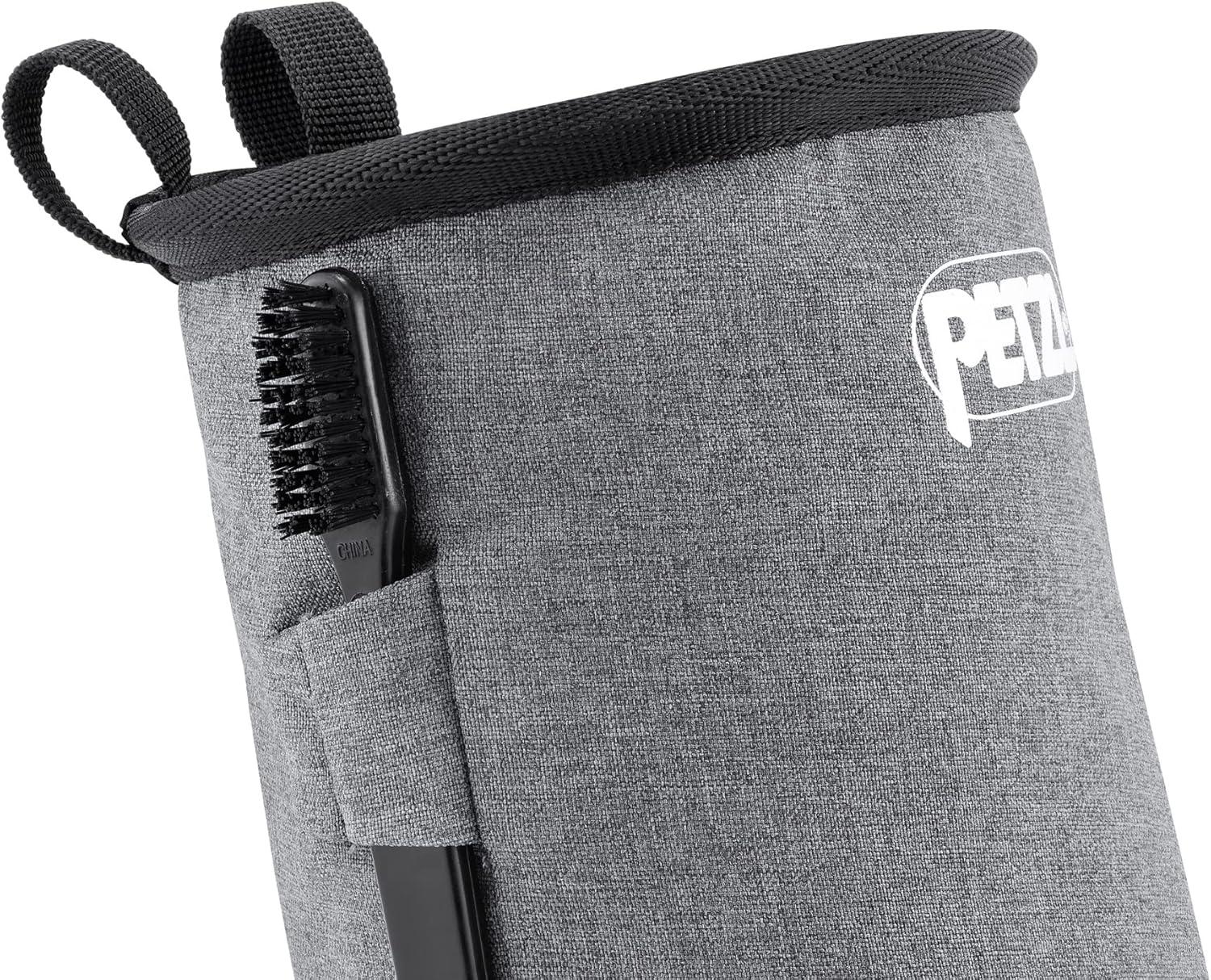 Petzl Bandi Chalk Bag - Blue | Ideal for Climbing | International ...